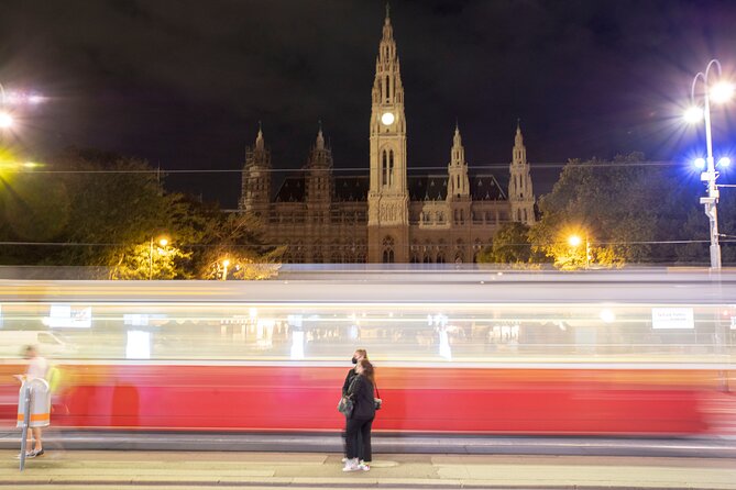 Vienna at Night! Photo Tour of the Most Beautiful Buildings in the City - Highlights of the Tour