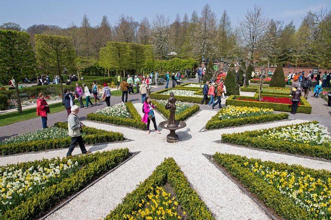 Windmills, Marken, Volendam Plus Guided Keukenhof Visit - Inclusions and Itinerary