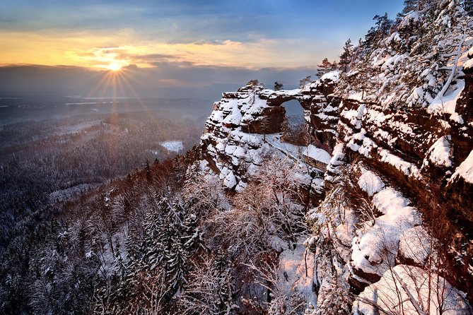 Winter Fairytale Hiking Tour Review - Transportation and Amenities