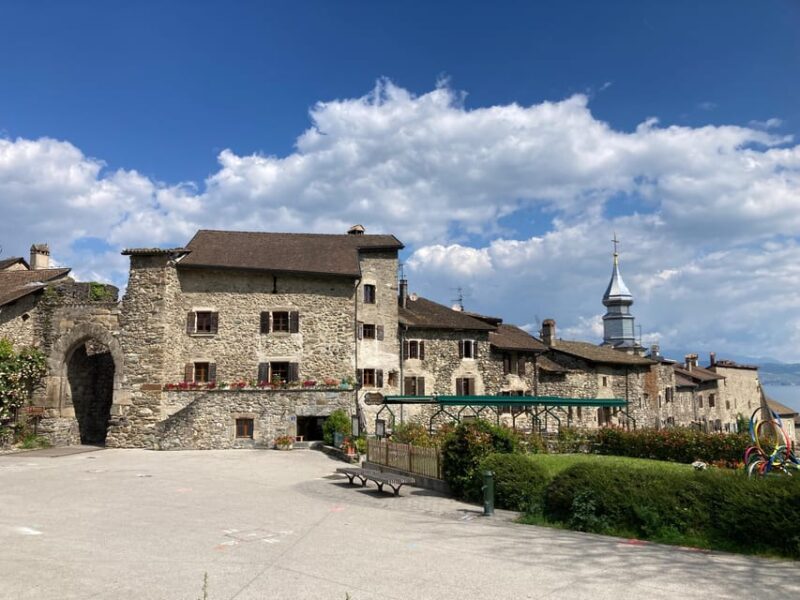 Yvoire Medieval Village : Walking Guided Tour - Highlights of the Walking Guided Tour
