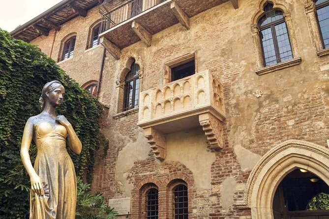 3-Hour Walking Tour With Guide Discovering Verona - Key Points