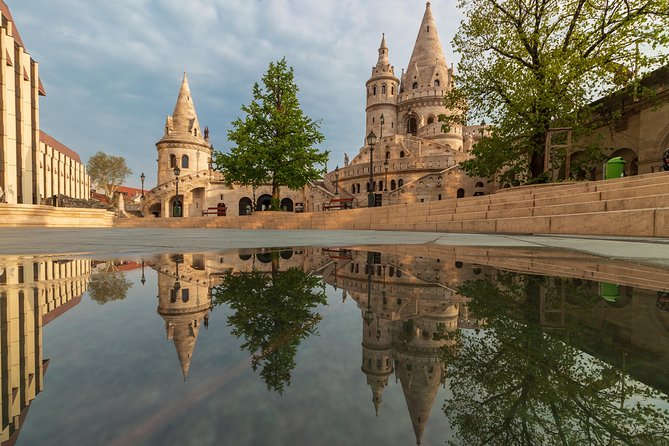 4 Hours Long Private Walking Tour in Budapest - Pricing and Inclusions