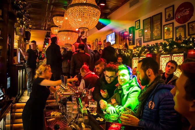 4 Hours Pub Crawl in Stockholm - Positive Feedback From Reviewers