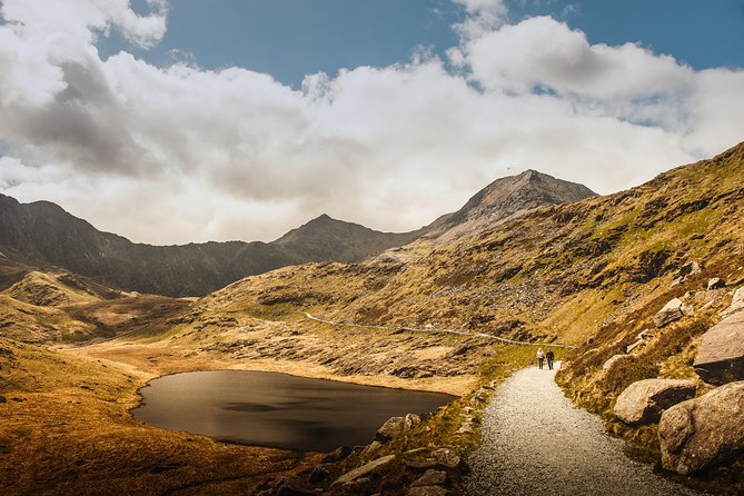5-Day Heart of England, Wales & Yorkshire Small-Group Tour From London - Daily Itinerary Highlights