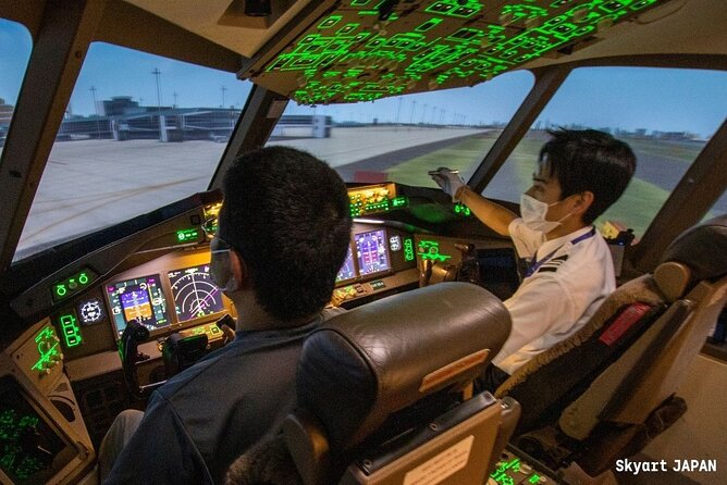 70 Minutes of Flight Simulation Experience in a Real Cockpit! a Must-See for Airplane Lovers - Reviews and Feedback