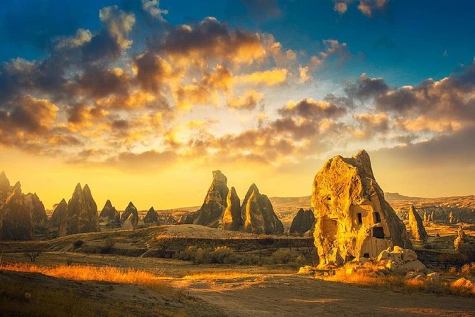 8 Days Best of Turkey Packages Tour:Istanbul Cappadocia Ephesus Pamukkale - The Wonders of Pamukkale