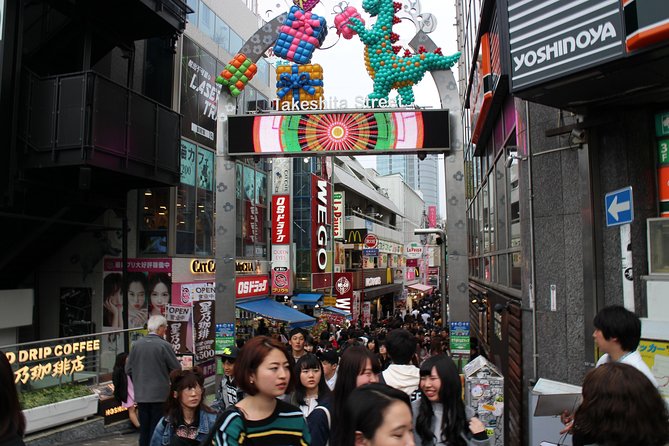 8-Hour Tokyo Tour by Qualified Tour Guide Using Public Transport - Accessibility and Health Considerations