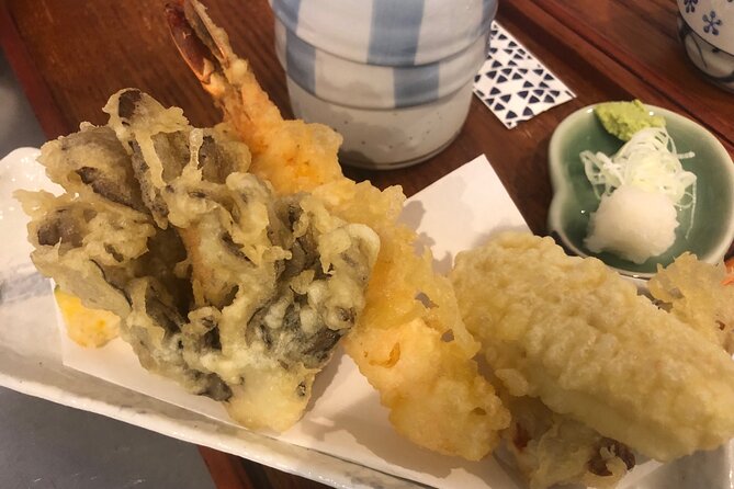A Japanese Food Experience Plan in Sapporo Where You Can Enjoy Tempura and 3 Types of Hokkaido-Only Sake Along With a Soba Making Experience! - Meeting and Pickup Information