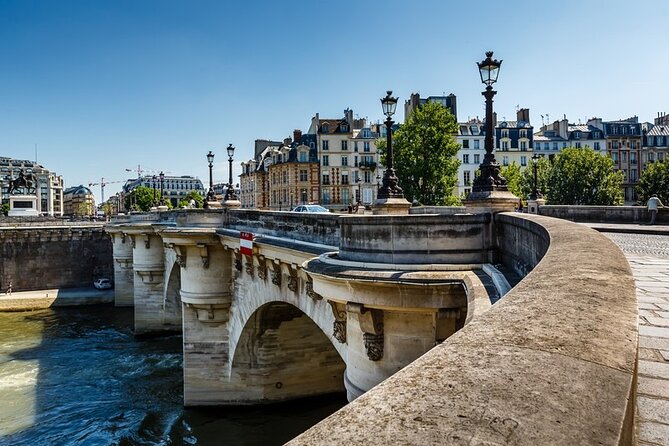 Airport Transfer: Paris Airport CDG to Paris City by Business Car - Pickup and Drop-off Details