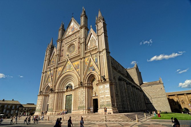 Assisi and Orvieto Full-Day Semi-Private Tour From Rome - Exploring Orvieto