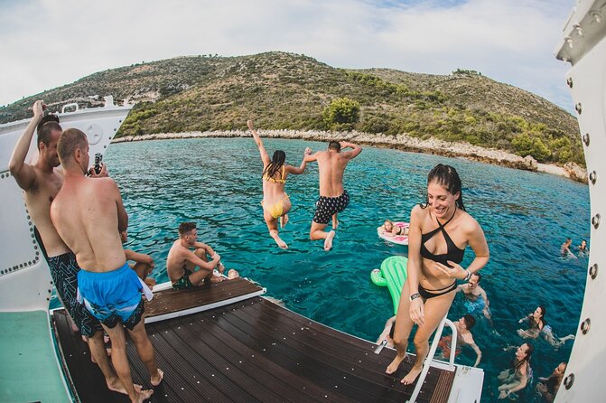 Blue Lagoon&3island Tour With St. Damian Boat - Inclusions and Accessibility