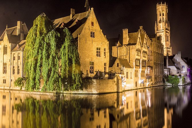 Bruges Day Trip From Brussels With a Local Guide: Private & Personalized - Exploring Bruges Famous Canals and Architecture
