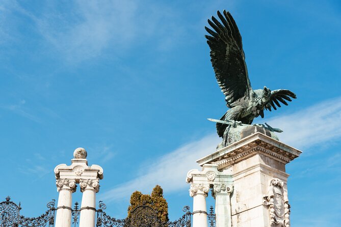 Buda Castles Secrets With a Historian - Savoring the Panoramic Views