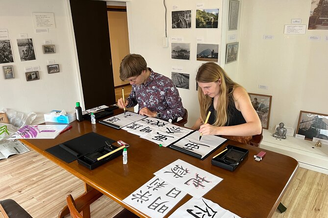 Calligraphy Class for Beginners in a Century-old Japanese House - Private and Personalized Experience