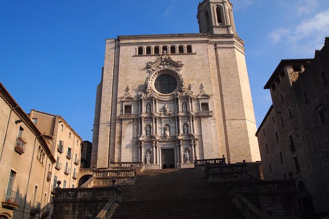 Costa Brava and Girona Small Group Easy Hike From Barcelona - Accessibility Considerations