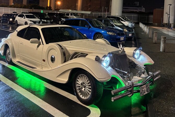 Daikoku Cars Meet Experience by Porsche Macan - Included Amenities