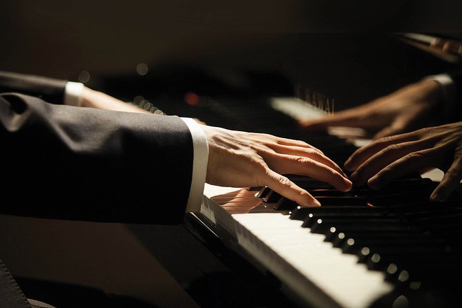 Daily Live Piano Chopins Concerts at 6:30 Pm in the Warsaw Archdiocese Museum - Location & Meeting Point