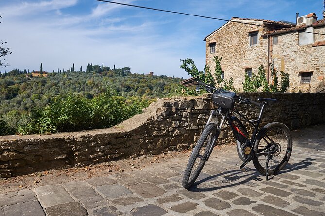 E-Bike Chianti Classico & Tuscany Tour With Wine & Lunch at Farm - Health and Safety Information