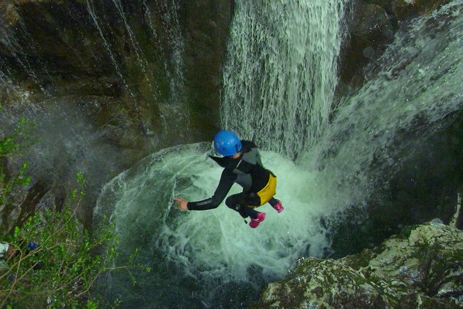 Ecouges Canyon Intermediate Part - Qualified Guide Supervision