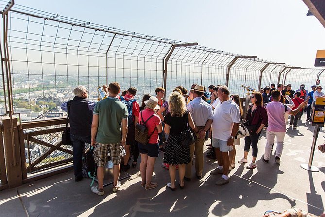 Eiffel Tower Small-Group Access to 2nd Floor by Elevator - Guided Commentary