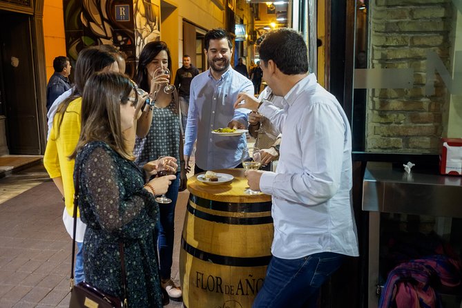 Evening Traditional Tapas Walking Tour in Old Zaragoza Center - Meeting and Logistics
