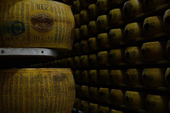 Exclusive Emilia-Romagna,Parmigiano, Prosciutto, Balsamic, Wine - Exploring the World of Prosciutto