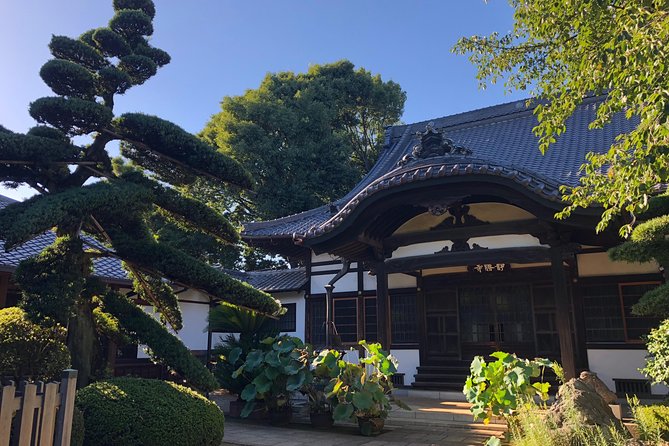 Explore the Local Non-touristy Side of Tokyo: Jujo and Akabane Walking Tour - Insights Into Local Cuisine and Food Tastings