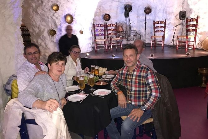 Flamenco Show in a Cave Restaurant in Granada - Audience Reactions and Artistic Quality