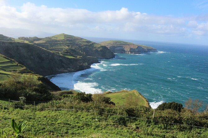 Full-Day Jeep Tour to Furnas - Meeting Time and Accessibility