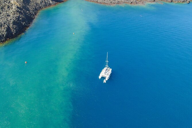 Full Day Santorini Catamaran Private Cruise With Meal and Transfer - Dining and Beverages