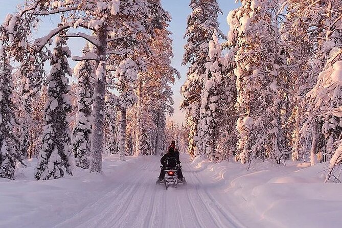 Full Day Snowmobile Safari - Meeting and Pickup Information