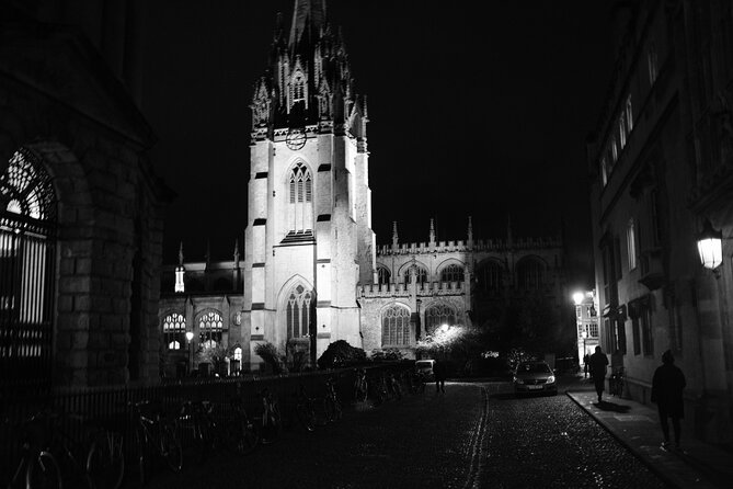 Ghost Tour of Oxford - Exploring Oxfords Haunted Past