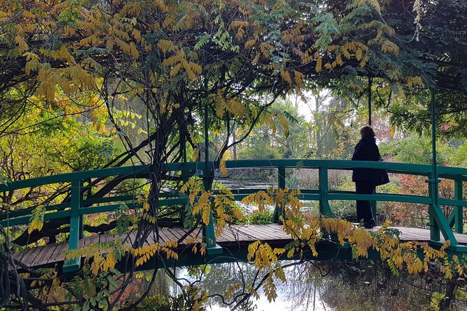 Giverny Half-Day Guided Tour From Paris - The Role of Your Private Guide