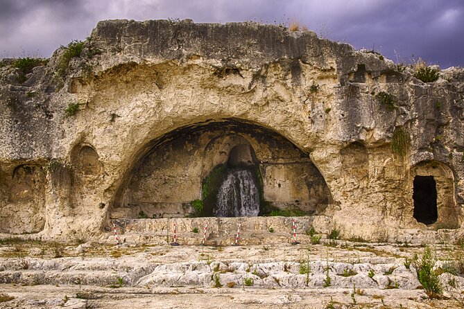 Group Guided Tour of the Archaeological Park of Neapolis - Guide Experience and Highlights