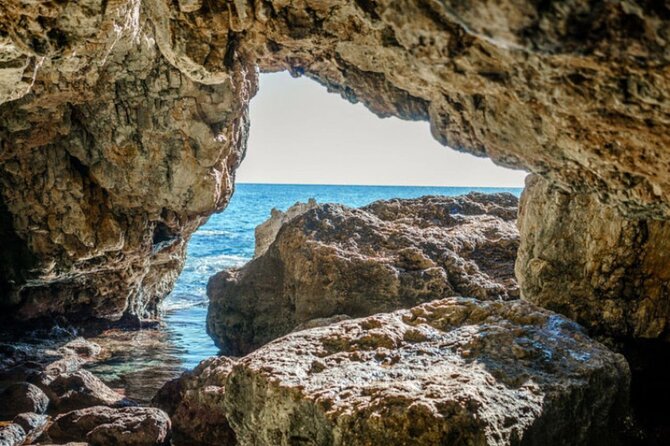 Guided Tour of the Adriatic or Ionian Caves of 1 Hour and 30 Minutes - Accessibility and Participation