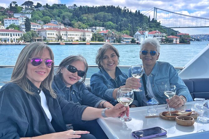 Half Day Bosphorus Cruise With Stopover on Asian Side - Amenities and Inclusions