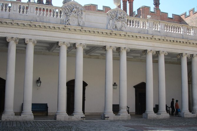 Hampton Court Palace Tour Review: A Must-Do - William IIIs Magnificent Transformation