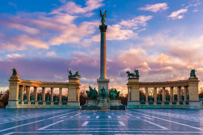 Iconic Budapest City Tour With Classic Russian Jeep and G-Wagon! - Personalized Tours With Knowledgeable Drivers