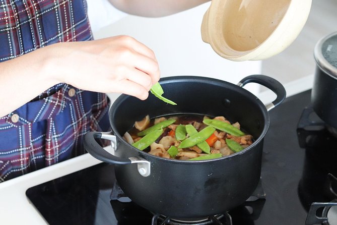 Japanese Cooking Class With Local Chef Sakura in Central Sapporo - Immersive Cooking Experience