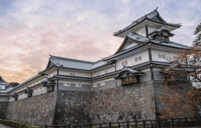Kanazawa: Main Sights and Hidden Spots Guided Walking Tour - Kenroku-en Garden
