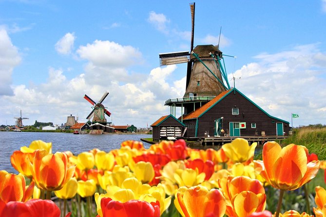Keukenhof and Zaanse Schans Day Trip Review - Guided Tours and Demonstrations