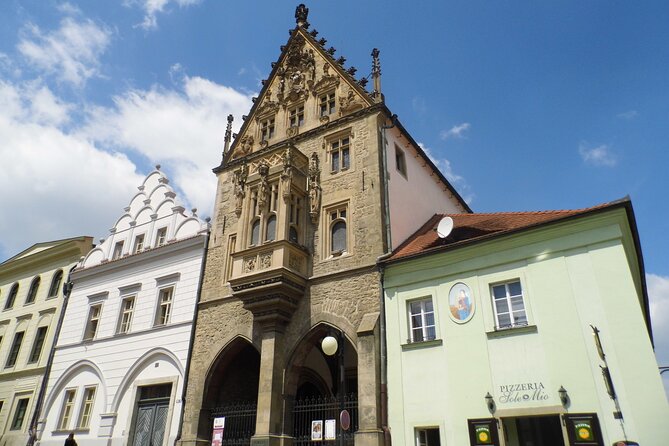 Kutna Hora and Bone Chapel Private Day Trip From Prague - The Architectural Masterpiece: St. Barbaras Cathedral