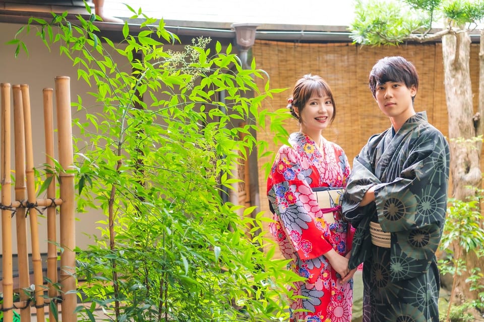 Kyoto: Machiya House Photo Shoot and Kimono Rental - Photographer and Image Delivery