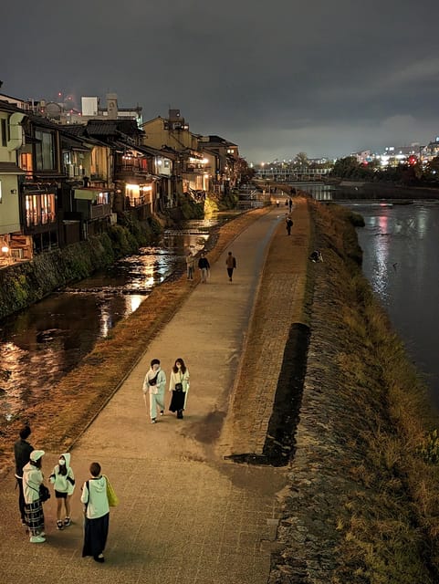 Kyotos Refined Palate: A Food Tour for Discerning Guests - Delving Into Kyoto-Style Izakaya Delights