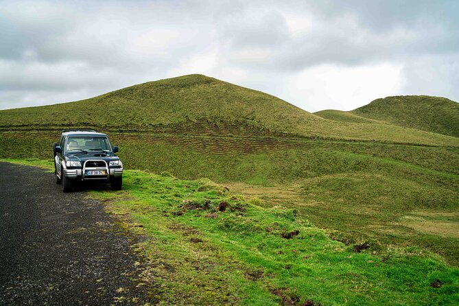 Lakes and Volcanoes Private Tour (Full Day) - Scenic Attractions on the Tour
