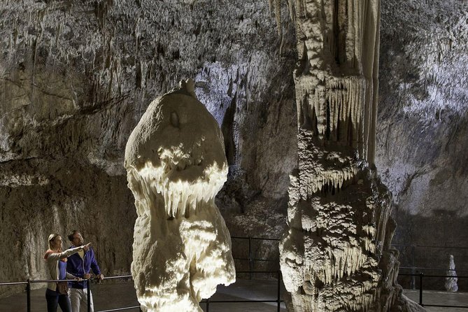 Ljubljana: Postojna Cave & Predjama Castle Small Group Tour - Attractions: Postojna Cave