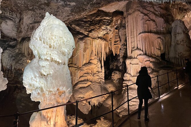 Ljubljana, Postojna Cave&Predjama Castle With Tickets From Zagreb - Detailed Itinerary