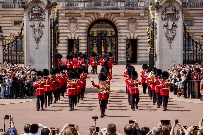 London Essential 2 Hour Introductory Walking Tour - Meeting Point and Accessibility