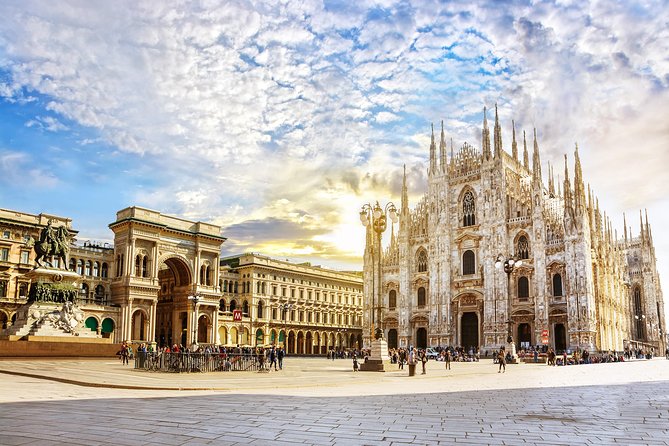 Milan: Duomo Cathedral Tour - Navigating the Duomo Cathedral
