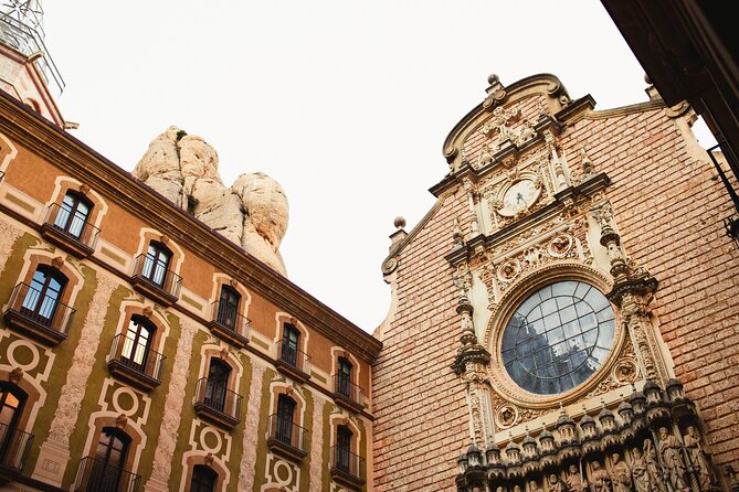 Montserrat Skip the Crowds & Choir Afternoon Tour From Barcelona - Accessibility and Recommendations